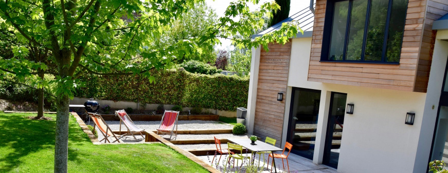 Comment valoriser sa maison grâce au jardin ? - Les Jardins de la Vallée